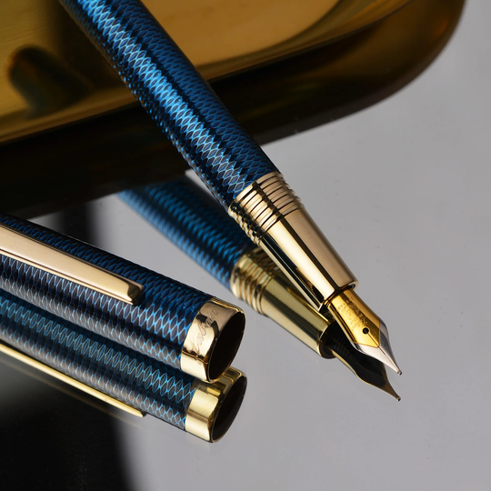 Laban Gloria Fountain Pen – The Pleasure of Writing