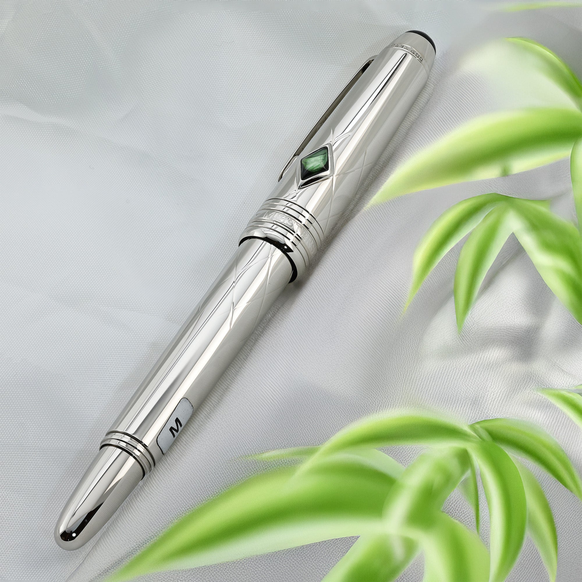 Montblanc Meisterstück Solitaire - Jungle Eyes Fountain Pen – The ...